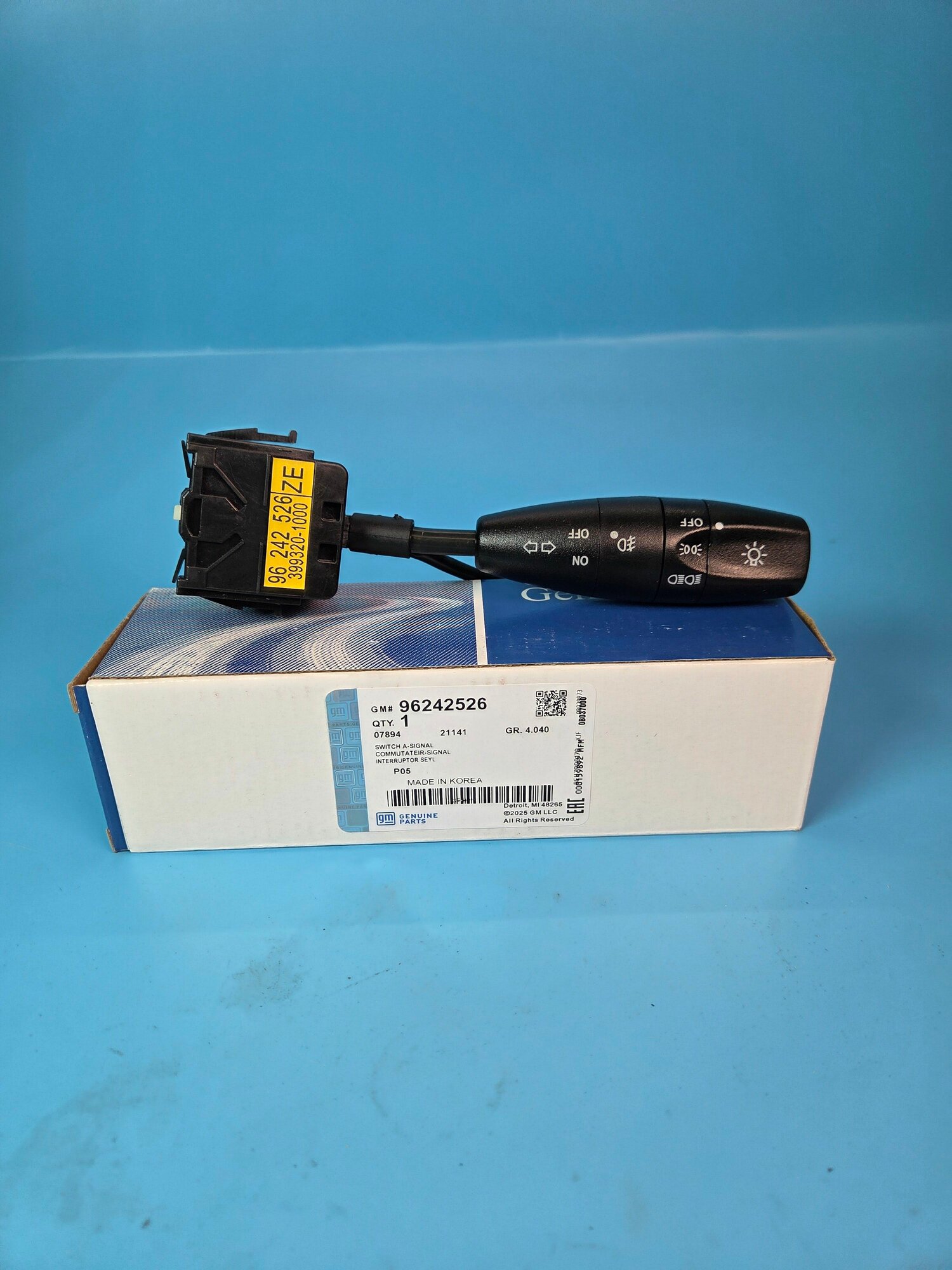 Переключатель GM 96242526 Matiz Lanos поворотники и света фар /с ПТФ и задн. стеклооч.