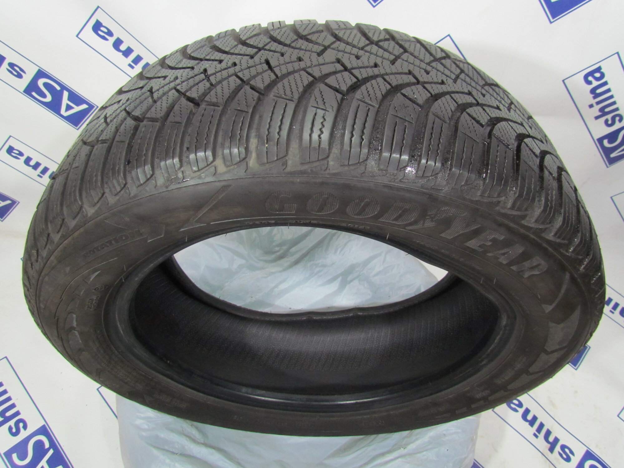 Goodyear UltraGrip 9 205 55 R16 зимние БУ шины 10-20% износ , артикул 0018440