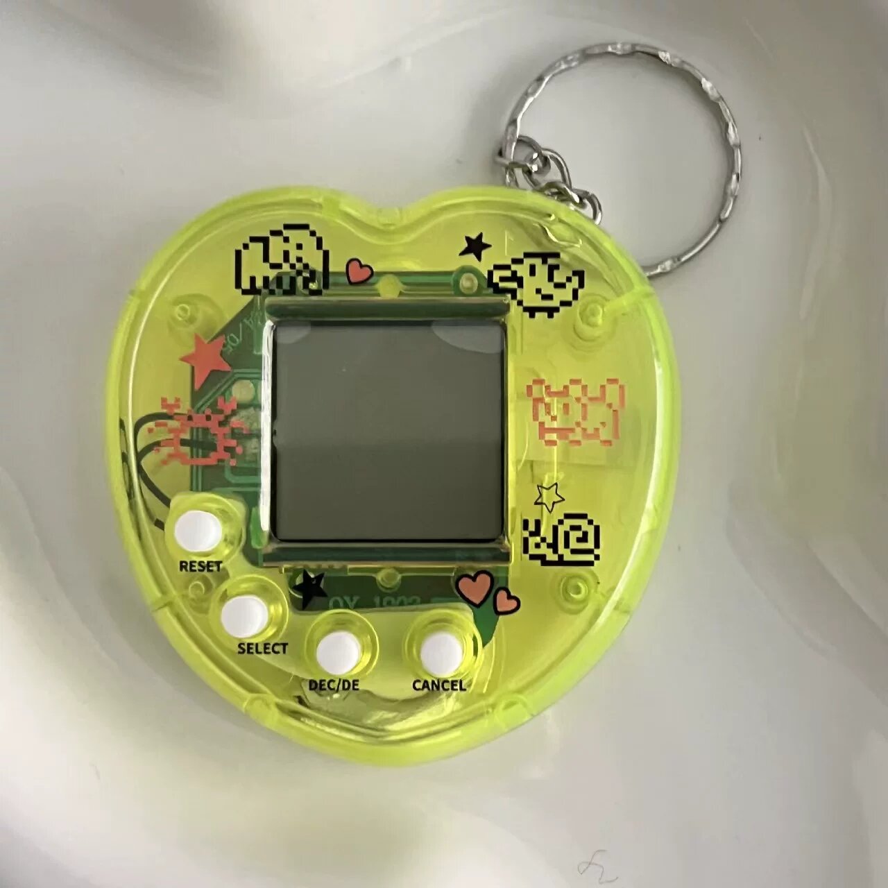 Сердцевидный игровой брелок для кормления животных цвета лимонно-желтый, мини-игровая игрушка для детей, 5 см, школьный