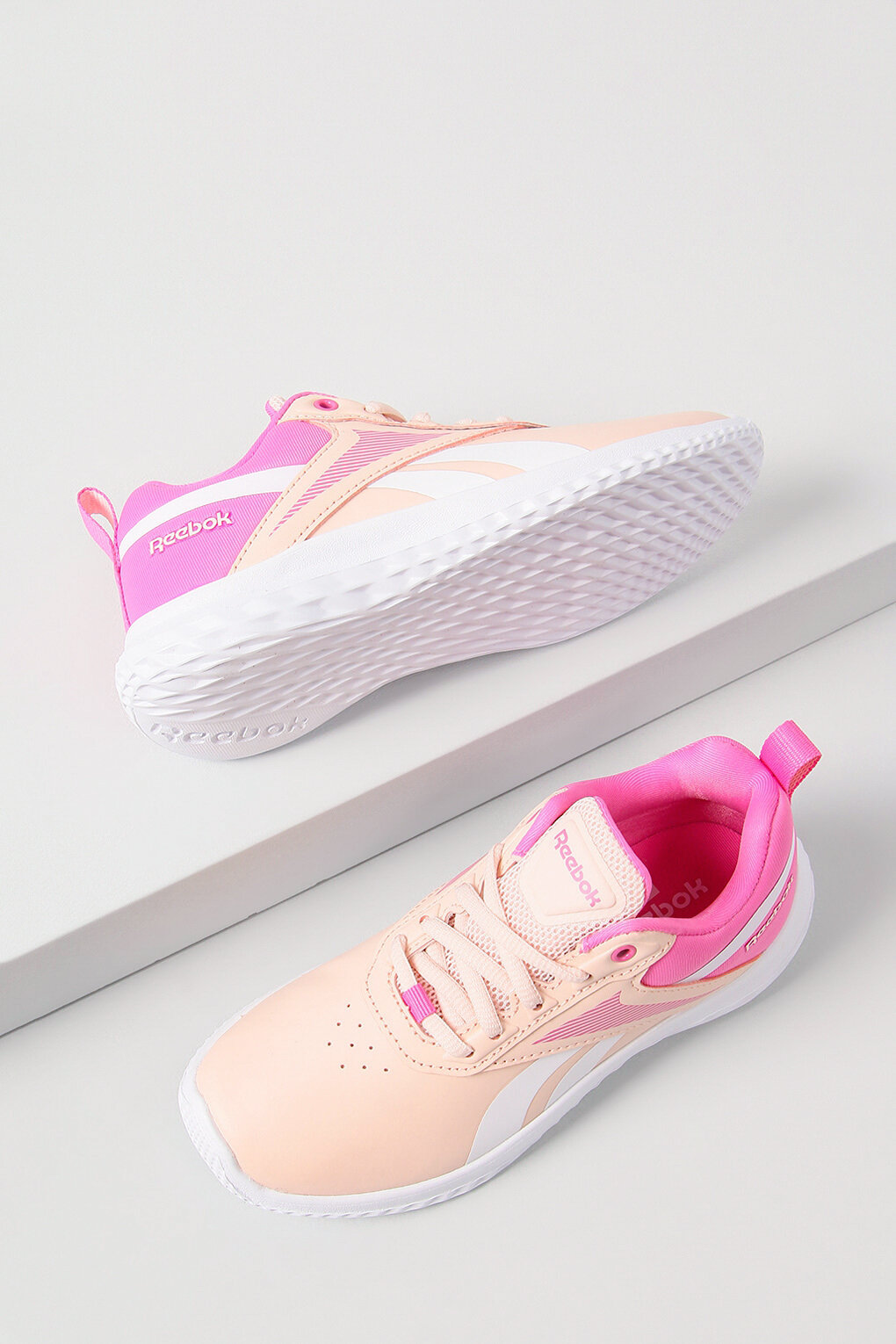 Кроссовки Reebok, размер 7, белый/сиреневый — фото 1