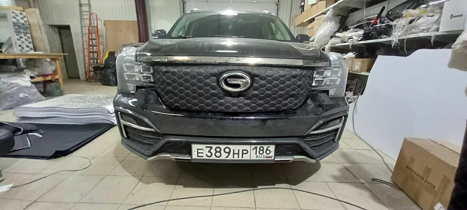 Утеплитель радиатора Экономия топлива ГАК ГС8 (GAC GS8) (2016-2021) Адаптирован под камеру