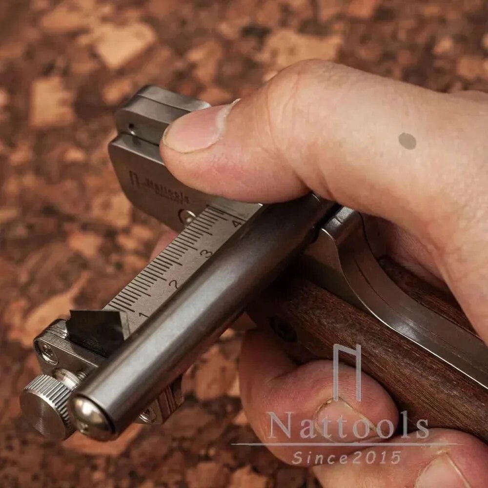 Резак для кожи Nattools с двойной метрической и имперской шкалой, ширина резки 10-60 мм, нержавеющая сталь 304 — фото 1