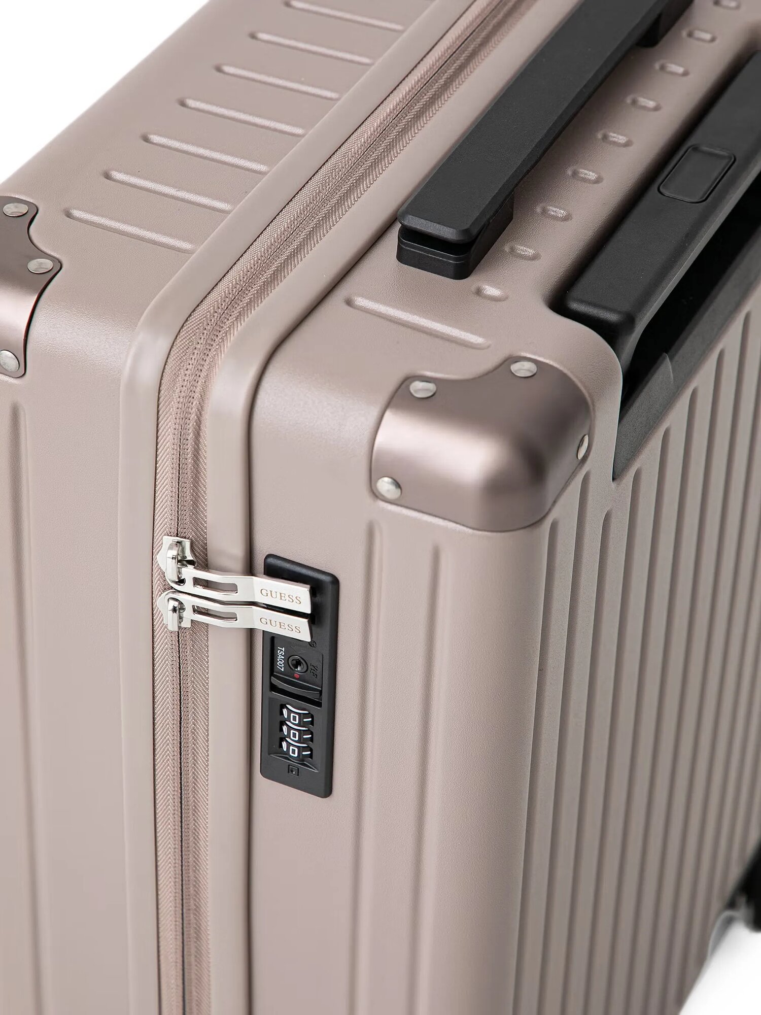 Сумка GUESS Logo-plaque ridged suitcase — фото 1