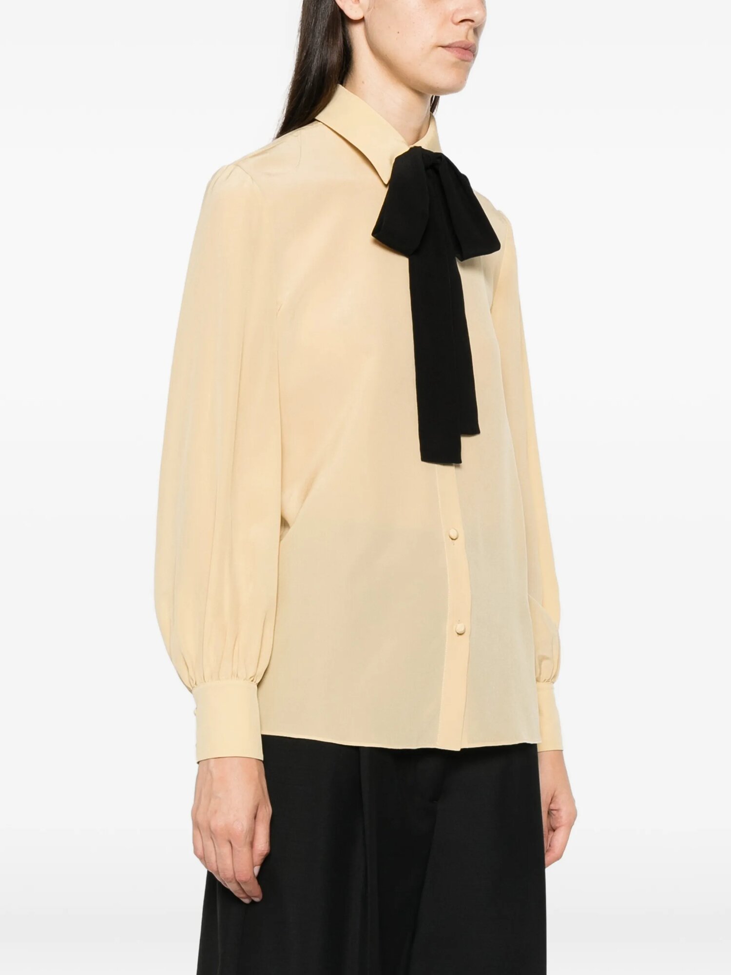 Рубашка Valentino Bow-detail buttoned shirt, размер 42 — фото 1