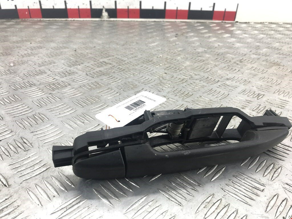 Ручка двери наружная задняя левая Mercedes ML-Class (W163) A1637600659 арт. 1868008