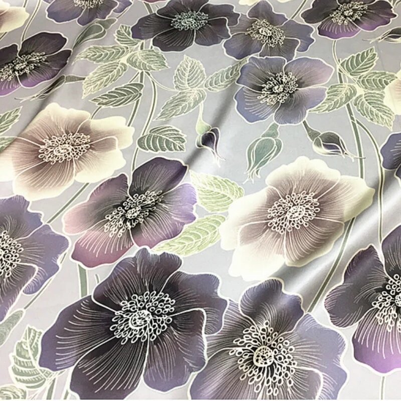 Шелковая ткань Charmeuse, серый, большой цветочный принт, 1 метр