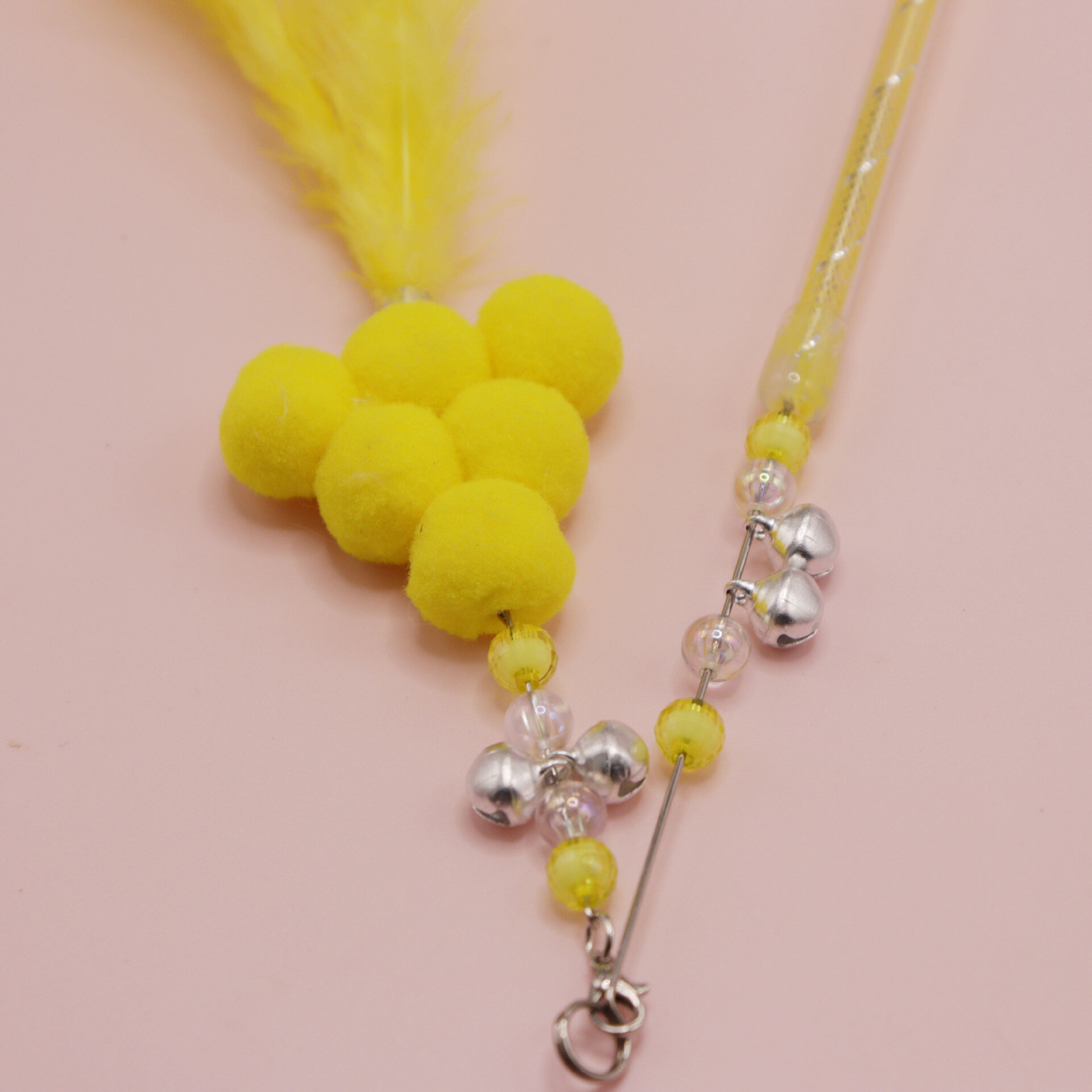 Многошаровая игрушка для кошек с перьями и колокольчиком, желтая - интерактивная игра