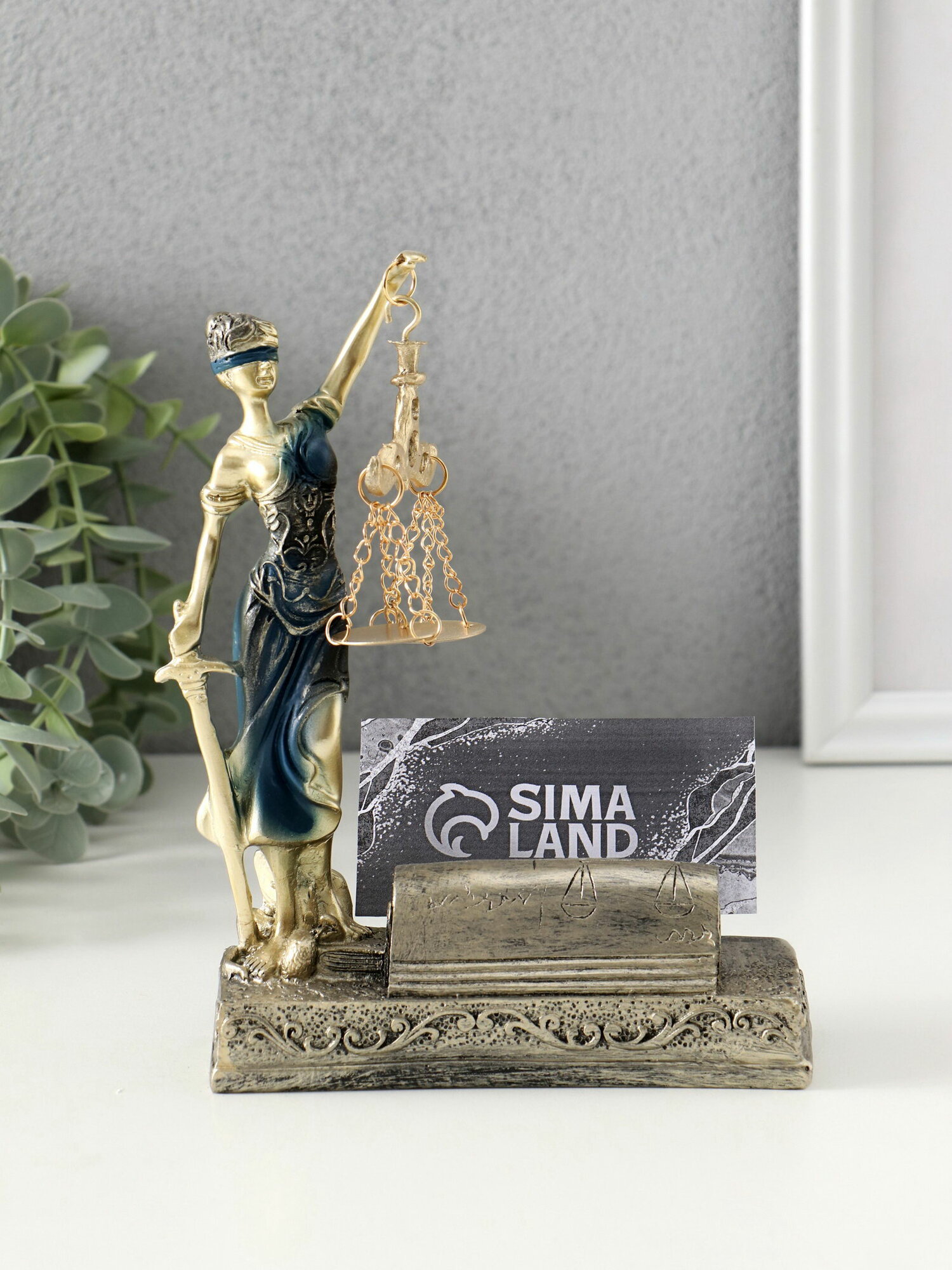 Фигурка-визитница настольная "Фемида - богиня правосудия", полистоун, 18x13.5x5 см