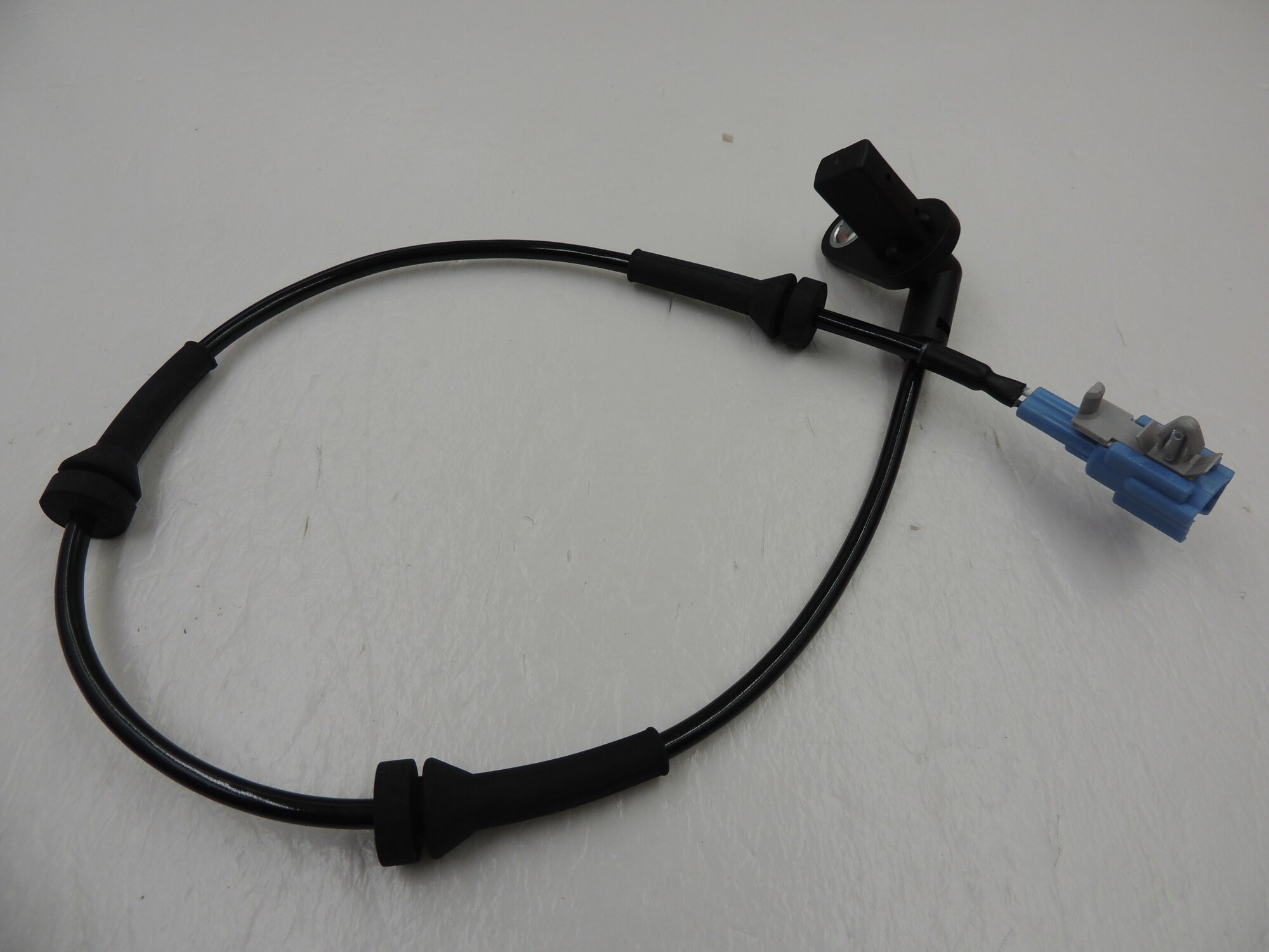 Датчик ABS 47901-EQ010 Nissan