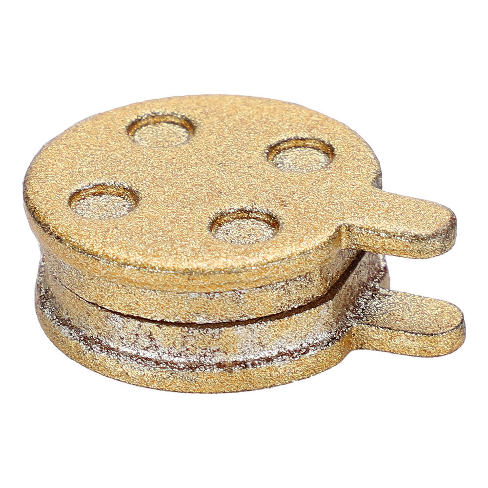 Дисковые тормозные колодки для электросамоката Полуметаллические запчасти для замены Совместимы с электросамокатами M365 Pro Материал: Полуметалл + Резин / Полуметалл (опционально) Количество: 2 шт. Размер: 23 * 18мм Вес: 21г Размер упаковки: 40 * 20 *