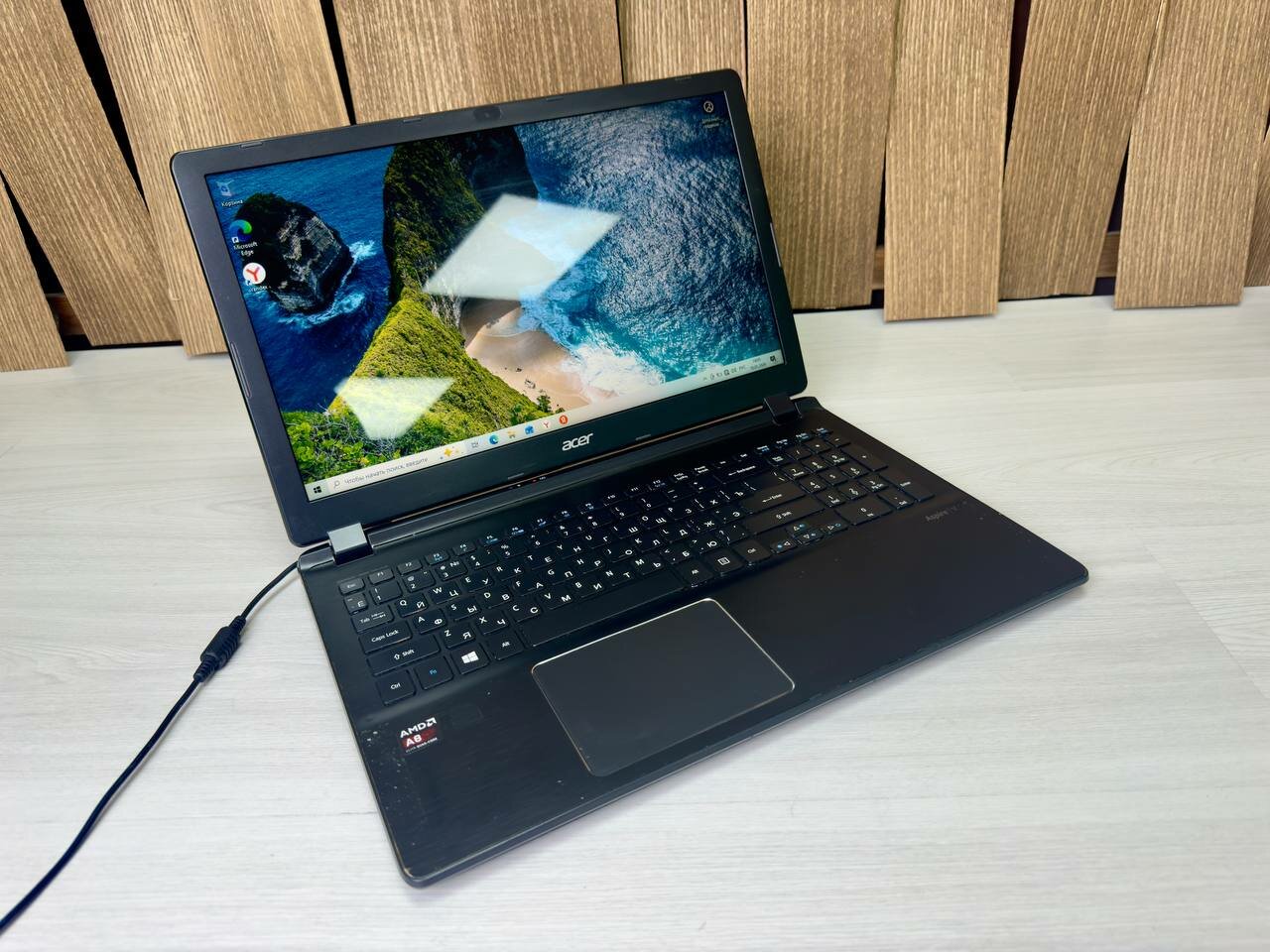 Ноутбук Acer V5-552G AMD A8-5557M 2,1GHz/8Gb/SSD 240Gb/15,6" Win10 батарея 120мин