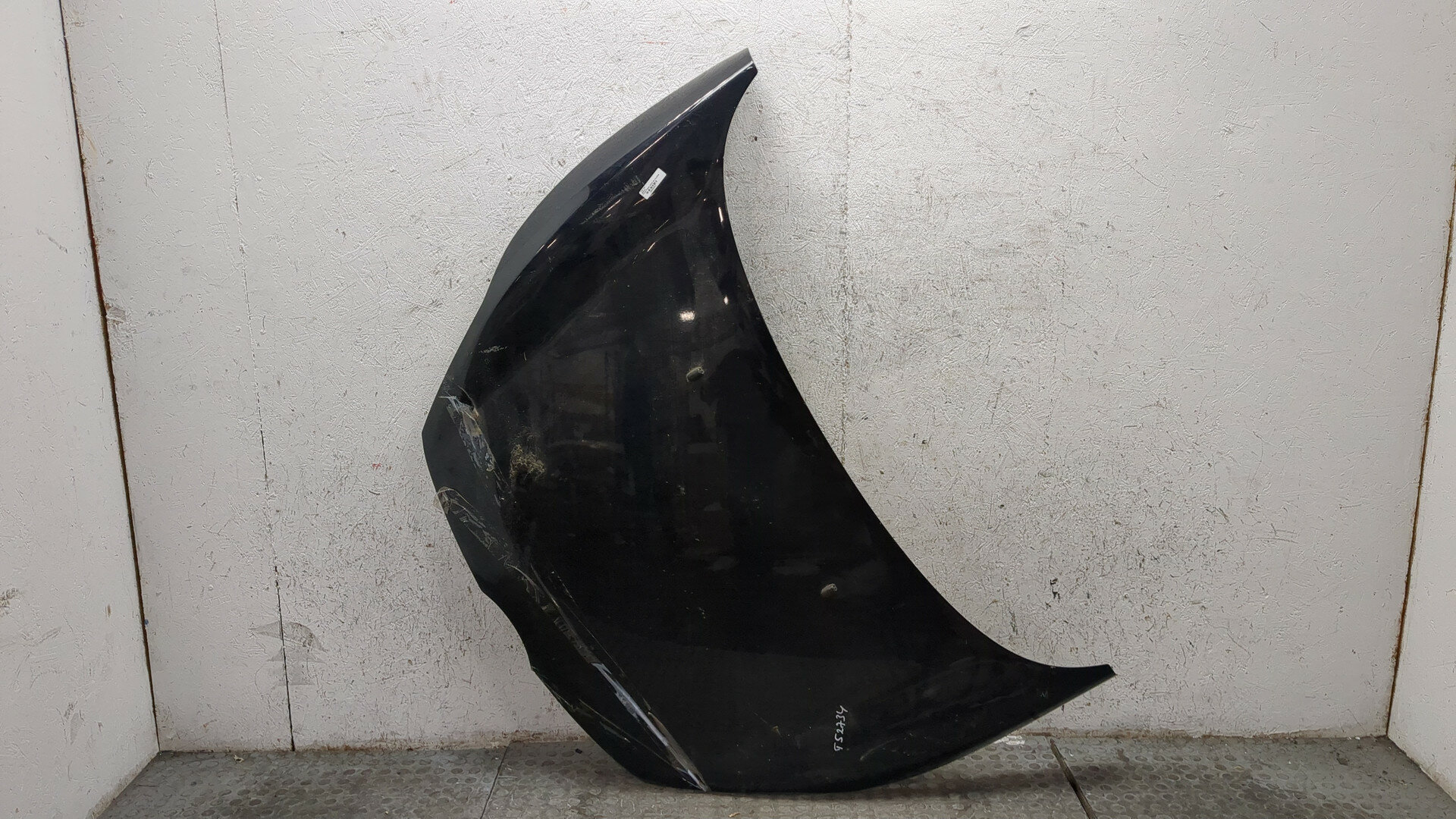 Капот Ford Fiesta Б/У