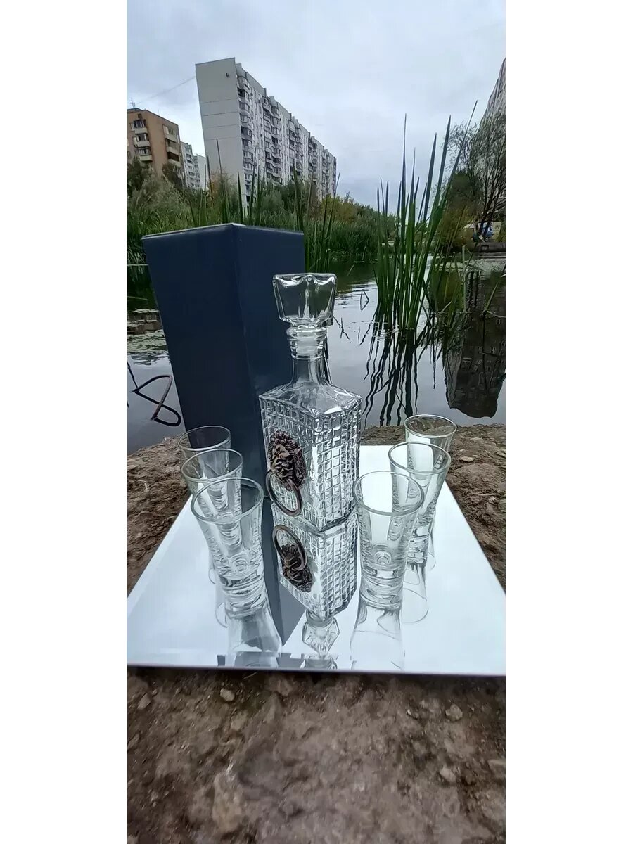 Графин большой Лев 500мл+ 6 стопок высоких 50мл в подарочной