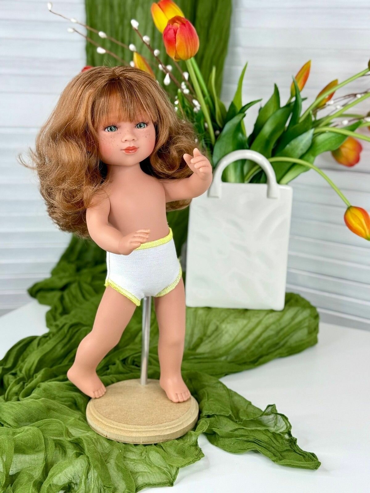 Кукла для девочки виниловая 34 см Селия без одежды (022325W)