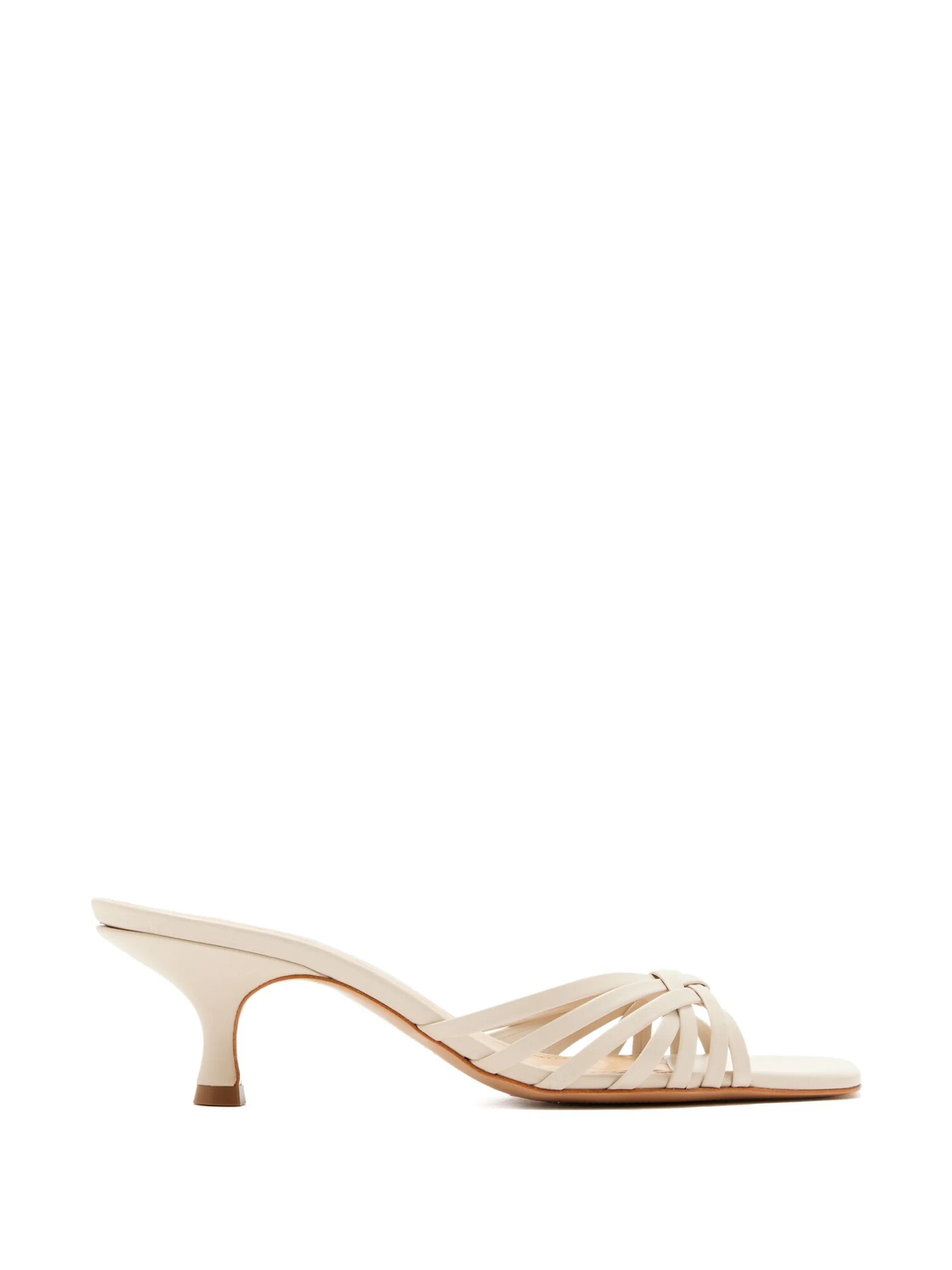 Босоножки Nyra
