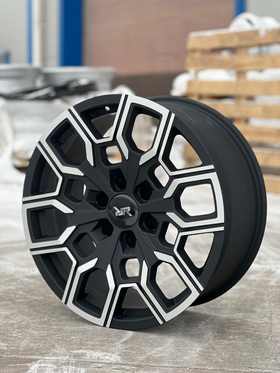 Диски автомобильные RR CSSD1172 20*9,0 6*139,7 ET25 110,5 B-P/M