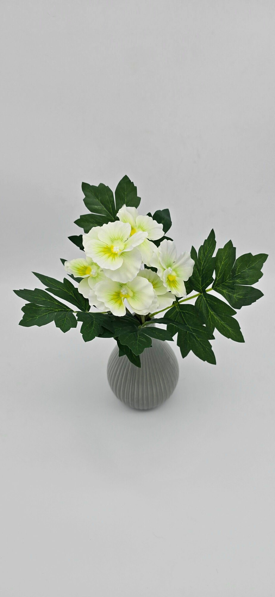 Искусственные цветы Holodilova "Анютины глазки", текстиль/пластик, 26 см, белые