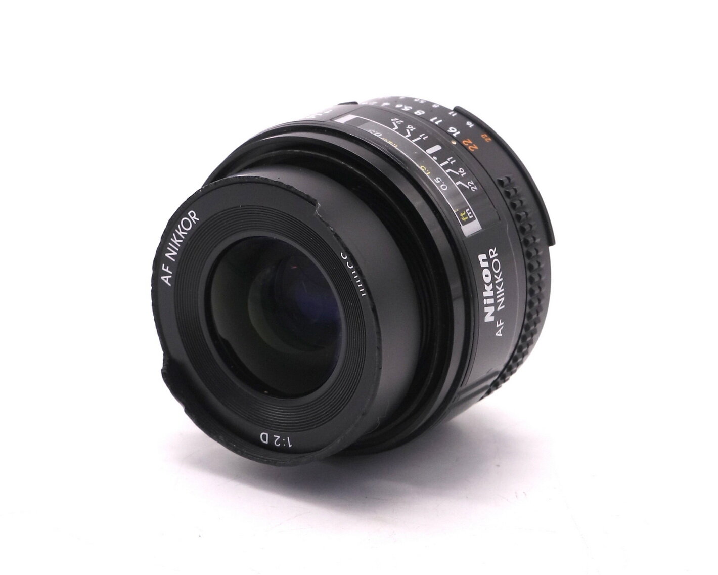 Широкоугольный объектив Nikon 35mm f/2D AF Nikkor