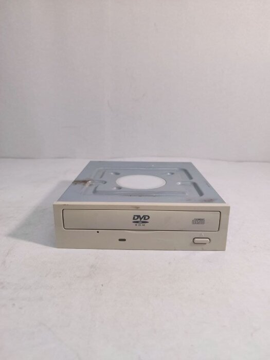 Читающий привод DVD ROM LITE-ON SHD-16P1S/SOHD-16P9SV/LH-16D1P IDE белый