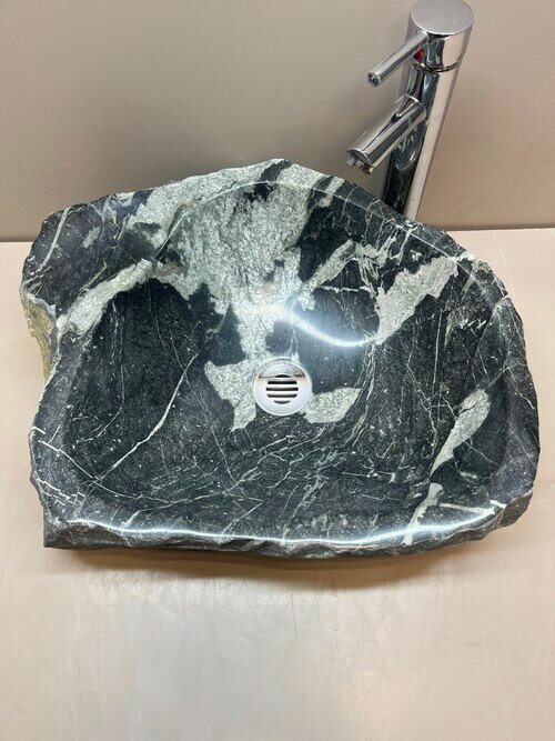 Раковина с мыльницей из натурального камня, мрамор (46х42х14см) RK-028
