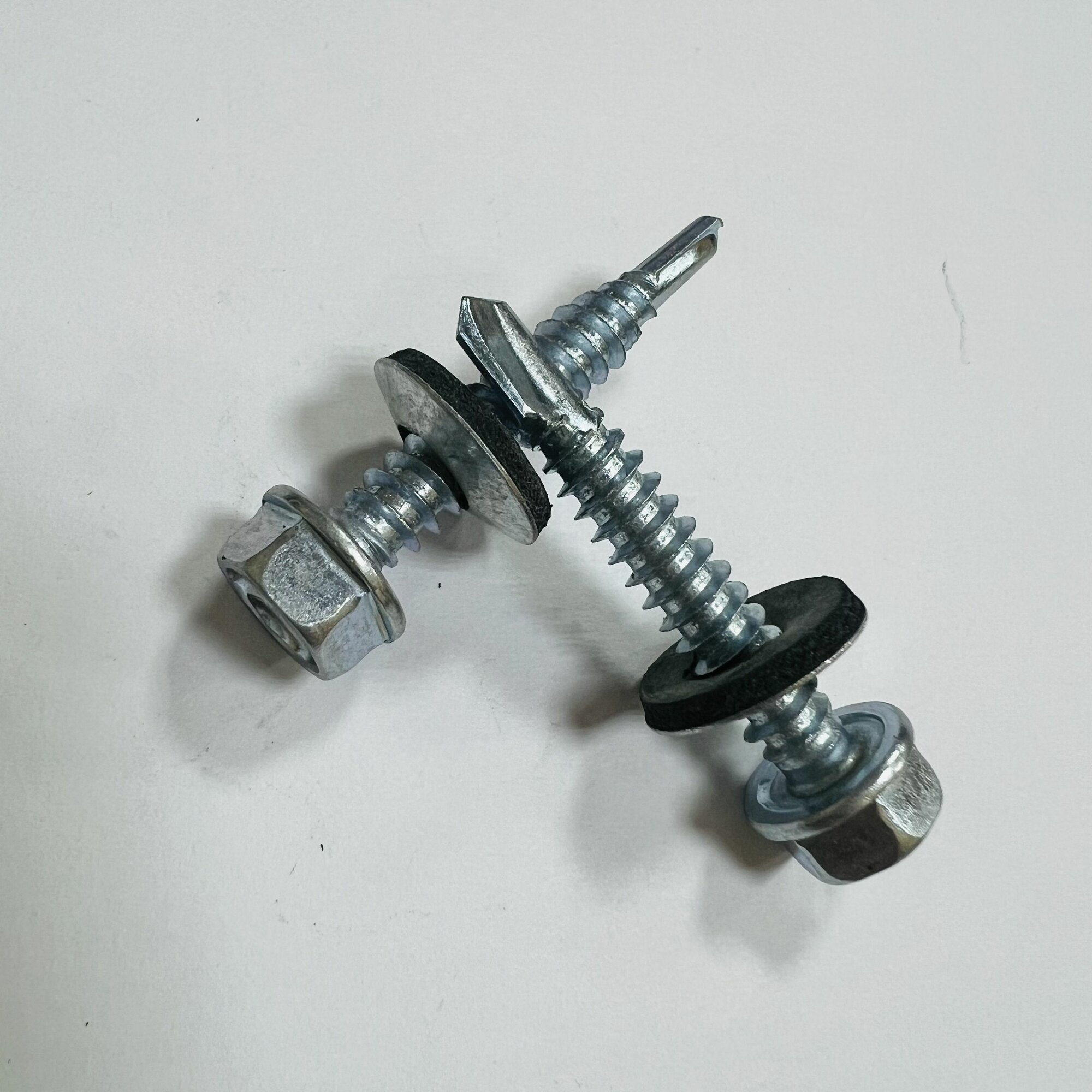 Саморез кровельный с шайбой 6,3*38 мм цинк (50 шт)