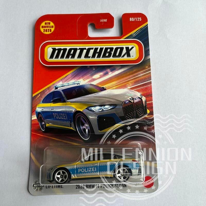 Matchbox Mattel 1:64, литой автомобиль модель машинки 25M/L серии(80 2023 BMW I4 POLICE)