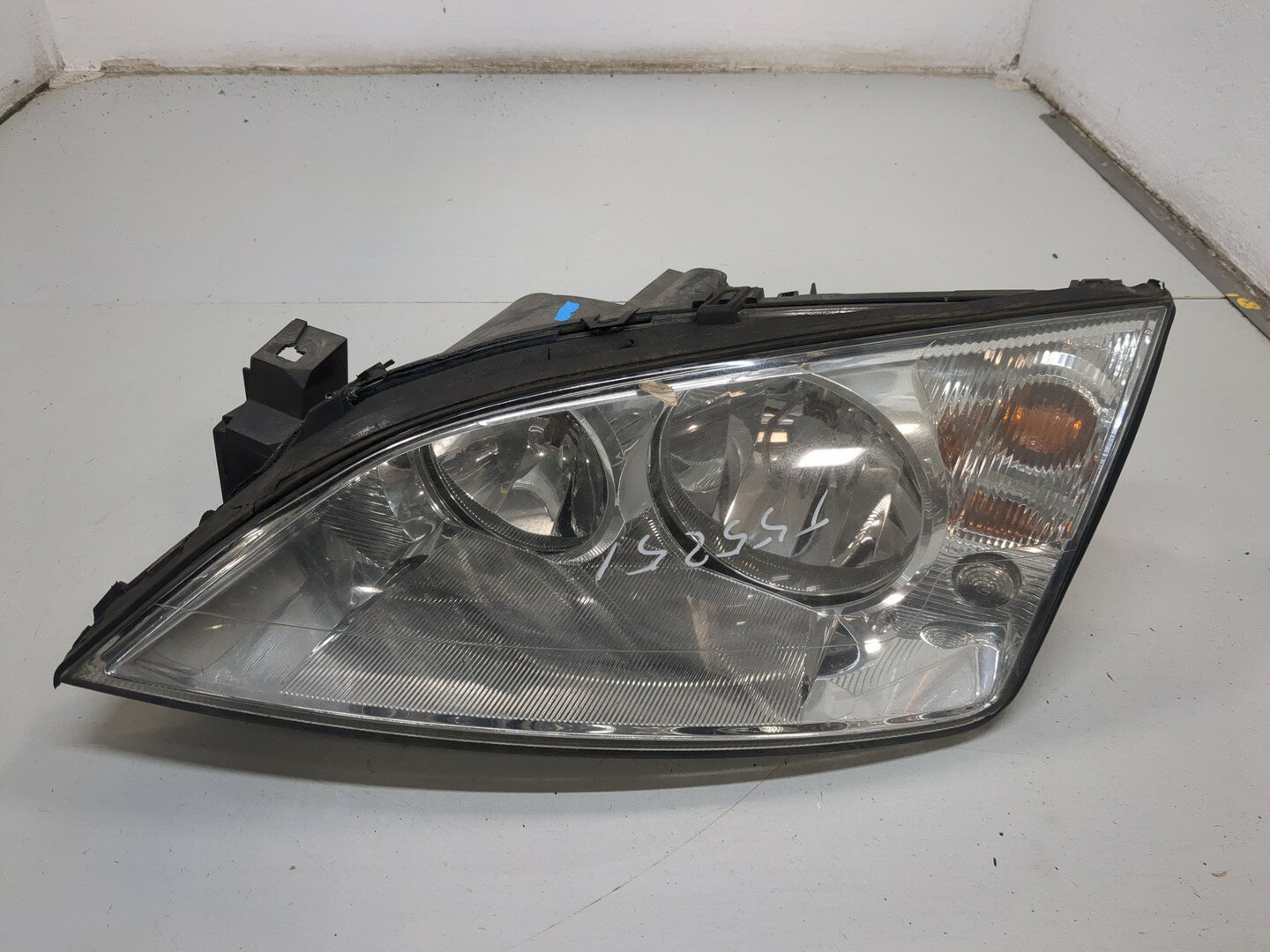 Фара (передняя) левая Ford Mondeo 3 Б/У