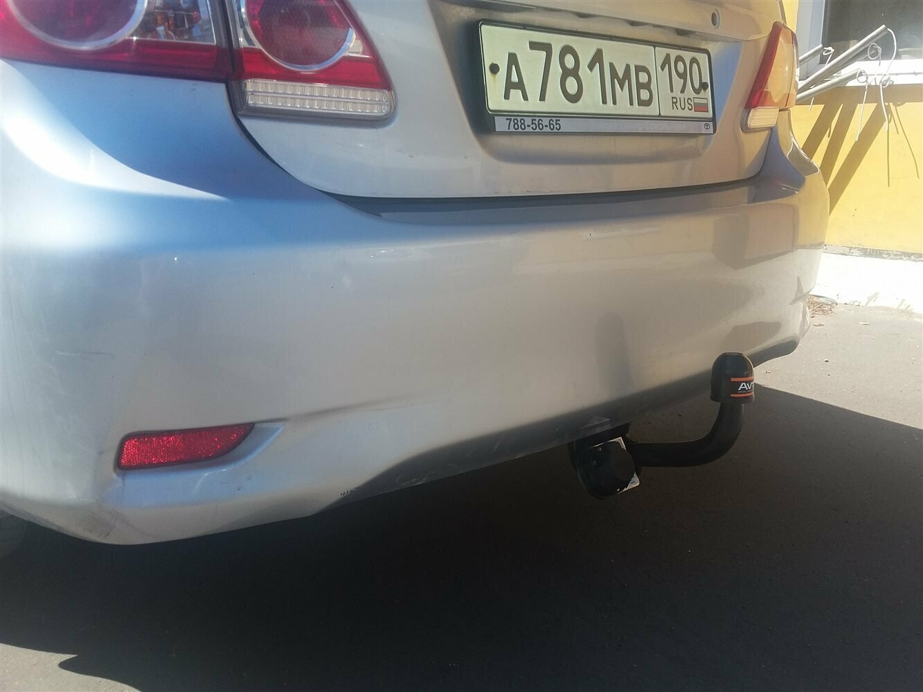 Фаркоп для Toyota Corolla седан 2007-2013гг. (без электрики) (паспорт и сертификат) AvtoS. TY18