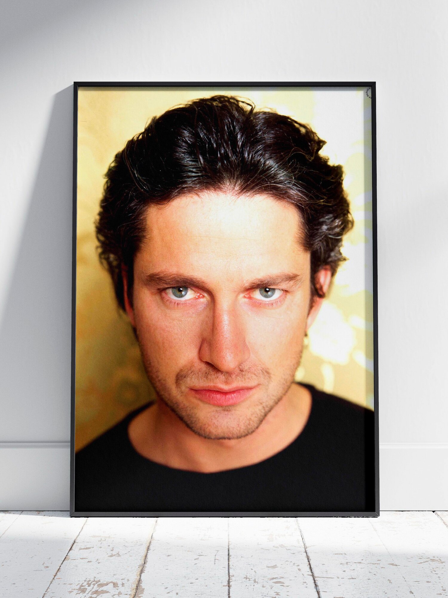 Плакат на стену для интерьера Джерард Батлер (Gerard Butler 4) - Постер по актеру фильма, кино, сериала формата A4 (21x30 см)