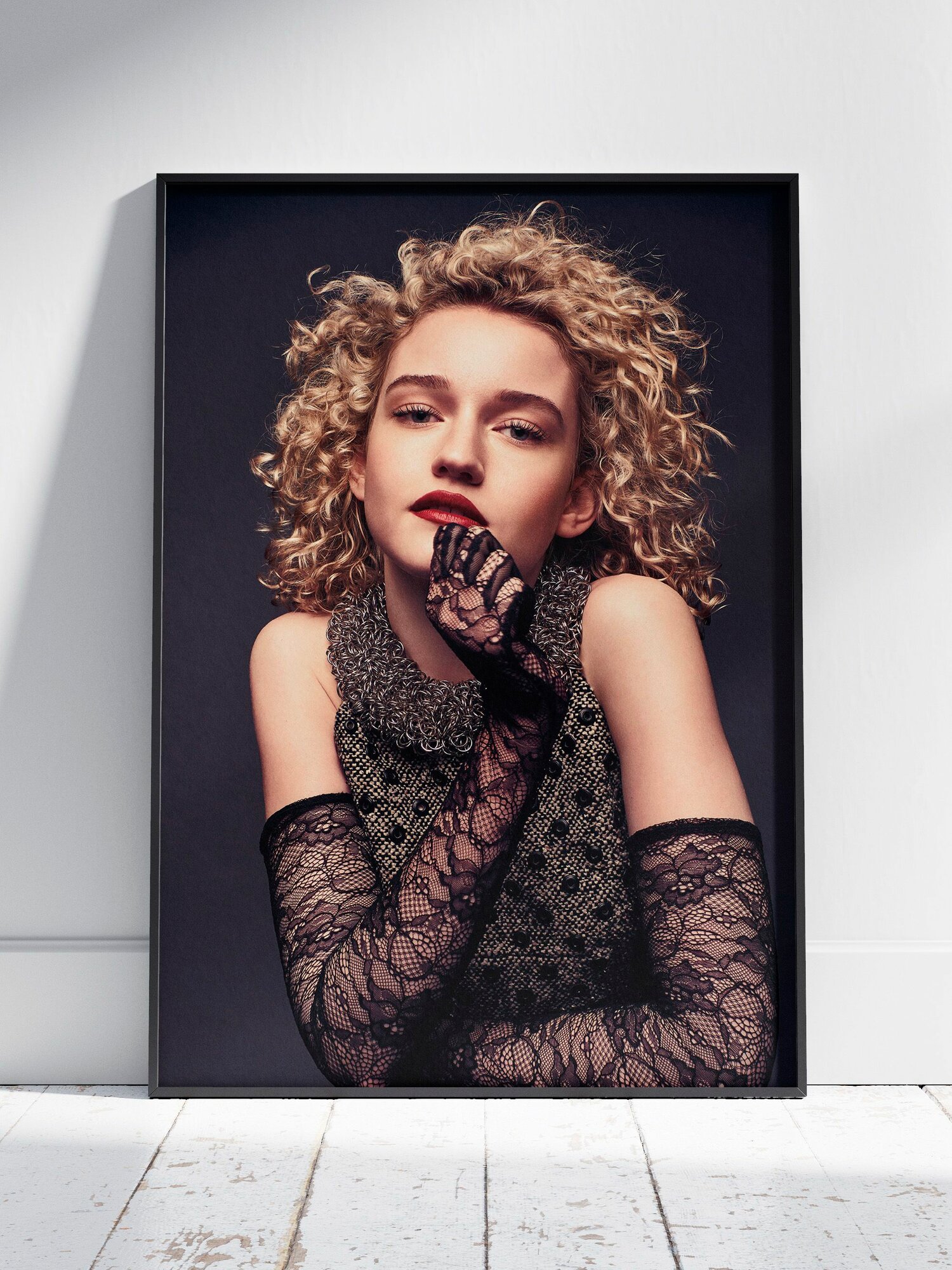 Плакат на стену для интерьера Джулия Гарнер (Julia Garner 44) - Постер по актеру фильма, кино, сериала формата A4 (21x30 см)