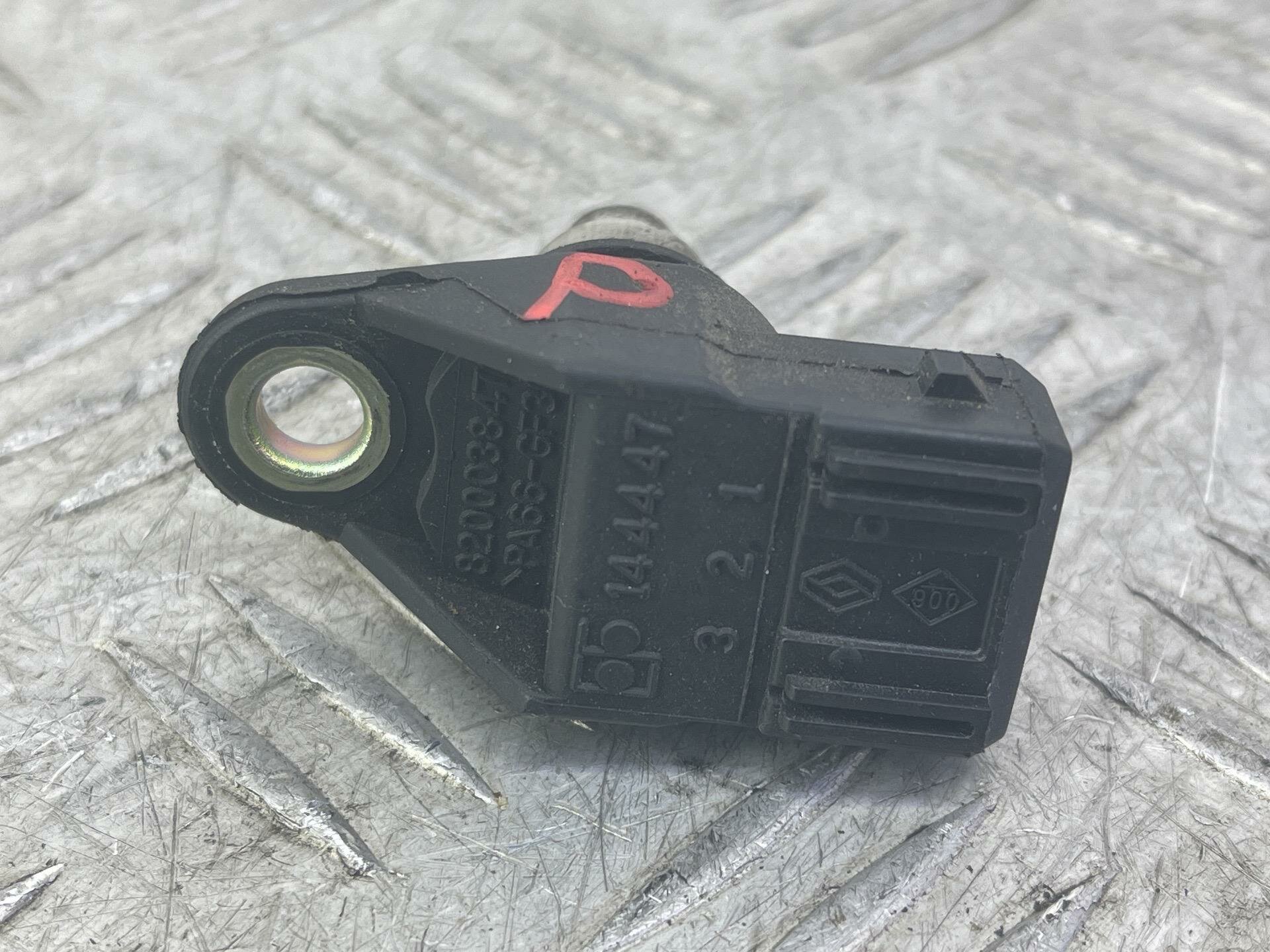 Датчик распредвала Renault Scenic 1 рест. (1999 - 2003) 8200038472