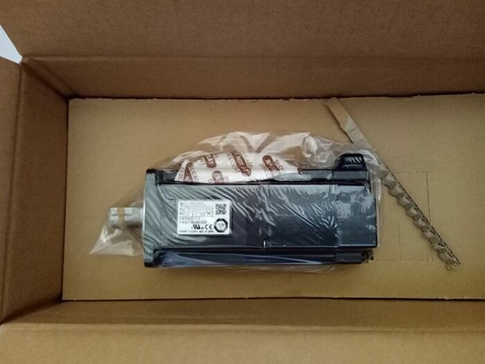 Модуль YASKAWA AC SERVO MOTOR SGMAV-08ADA2C ORIGINAL