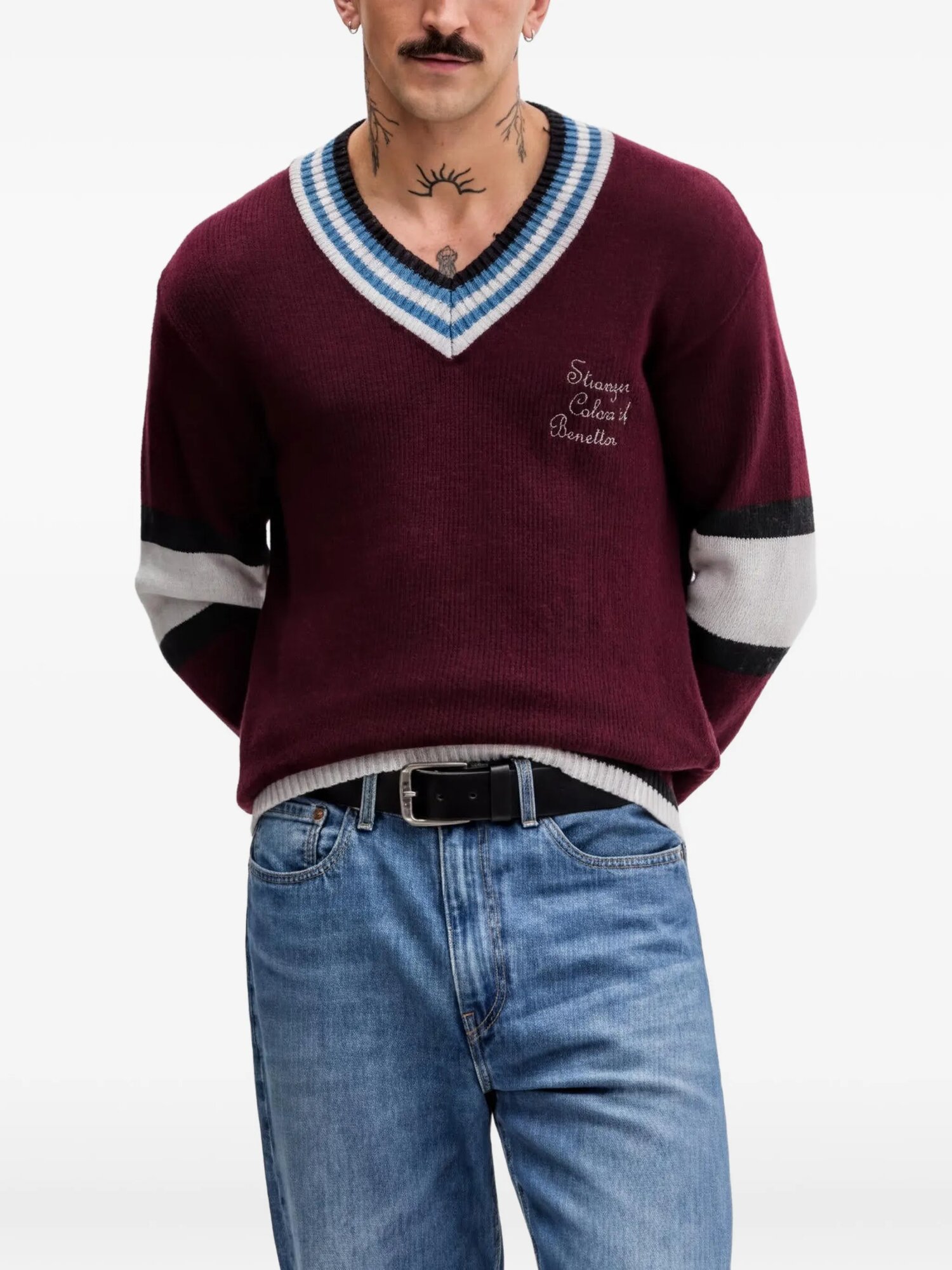 Свитер Striped V-neck sweater