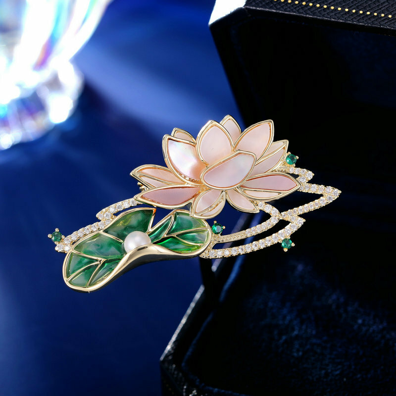 Брошь Liyu Jewelry