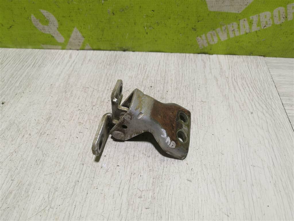 Петля двери задней левой верхняя Chery QQ6 S21 07-10