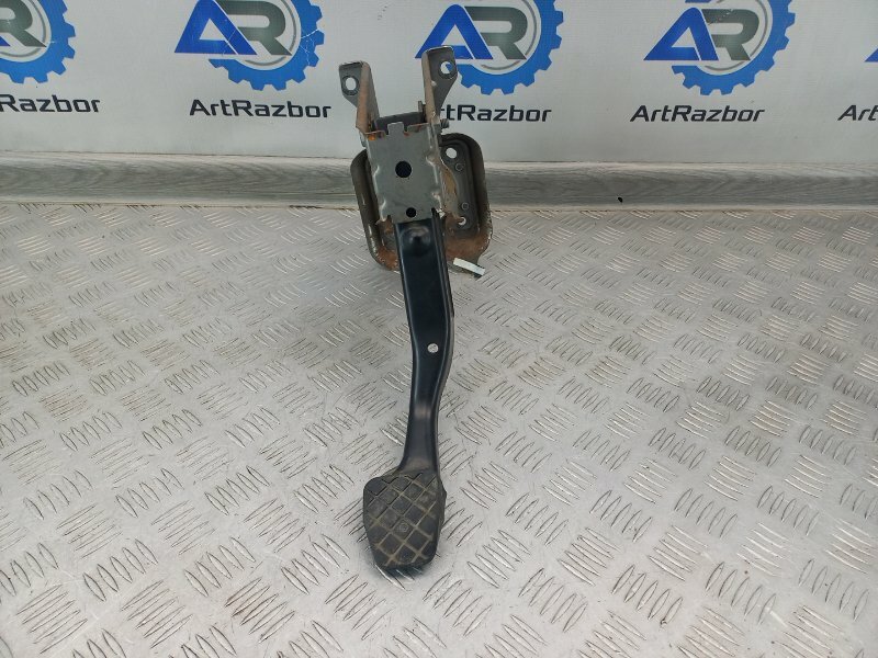 Б/У Педаль тормоза Volkswagen Golf 5 MK5 / Фольксваген Гольф 5 MK5 1.4 BMY 140Л.С хэтчбек 2008