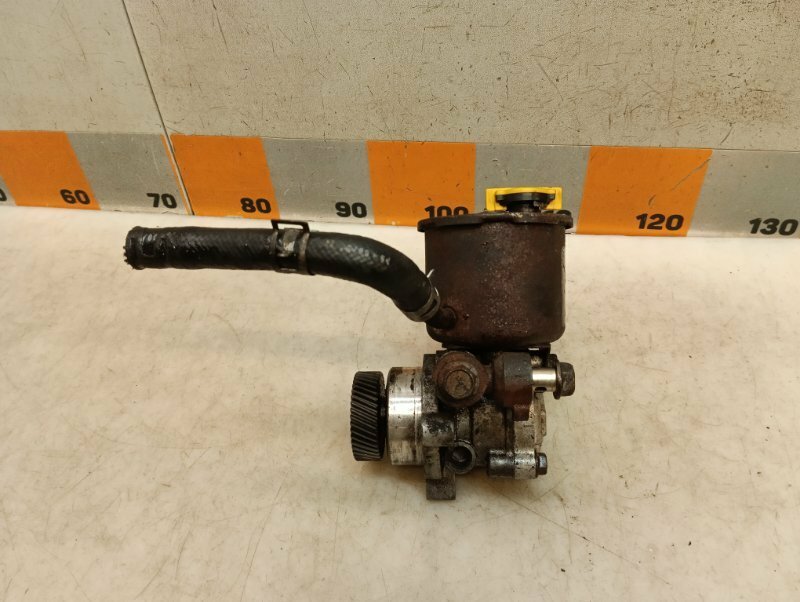 Б/У Насос ГУР, 2.0 TD RF4F Насос гидроусилителя Mazda Premacy 2000 360588 MAZDA арт. GJ2B32650A