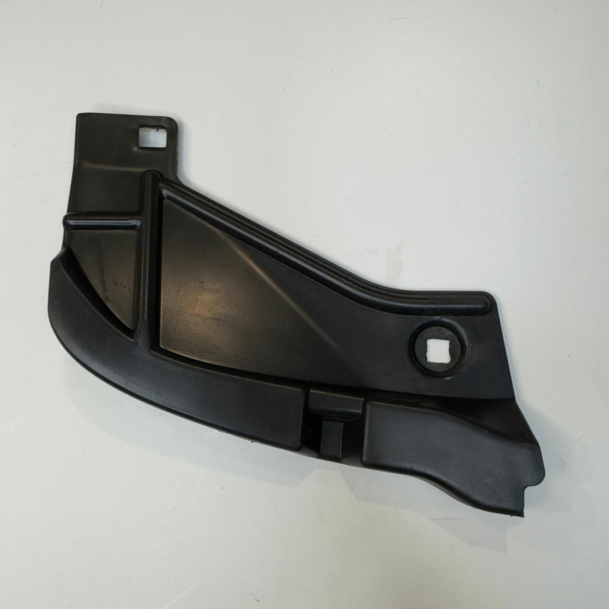 Брызговик задний левый Lifan Solano (620) [1.6 16V 5MT седан] B5400337