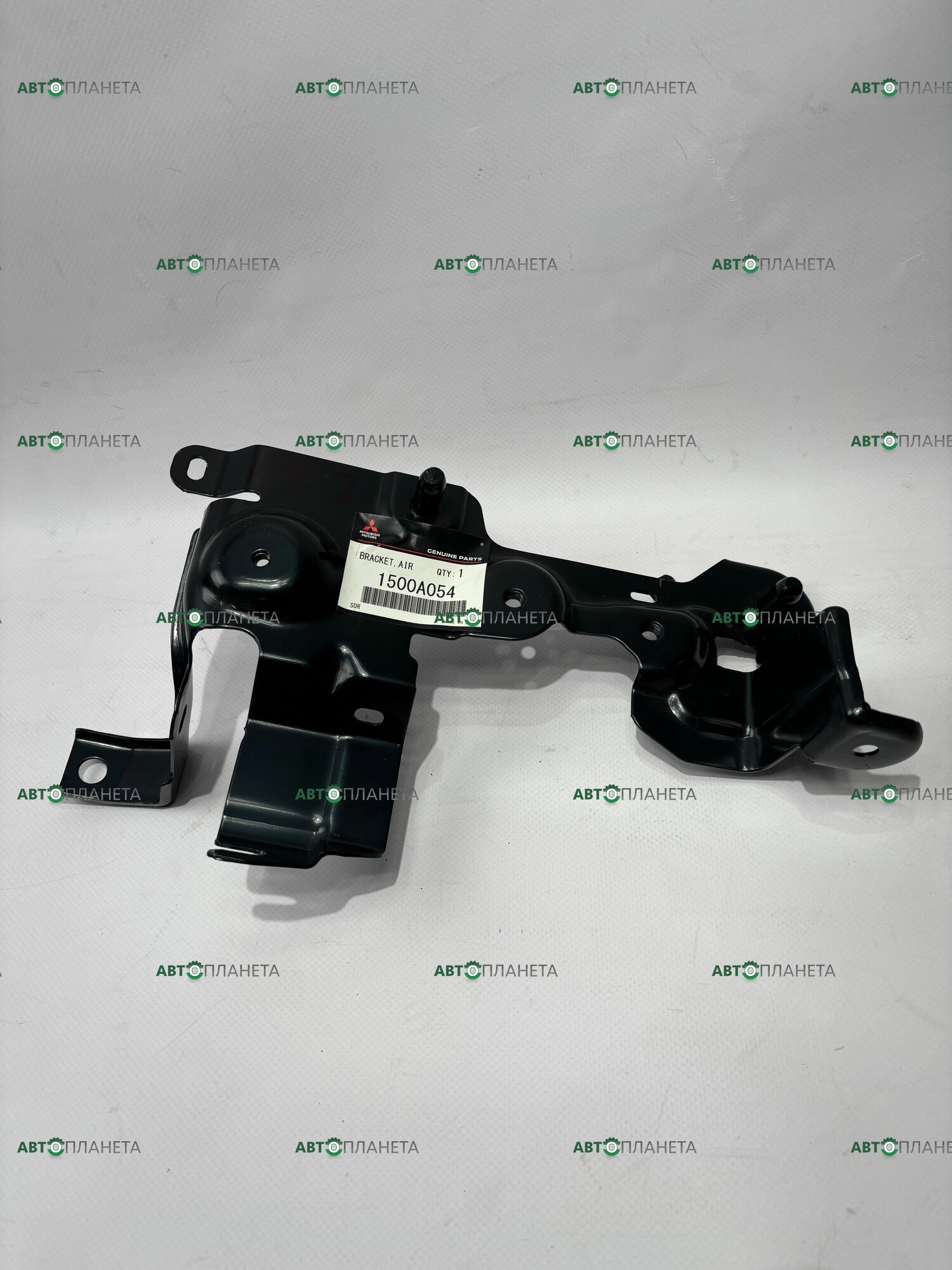 Кронштейн воздушного фильтра Оригинал Mitsubishi 1500A054