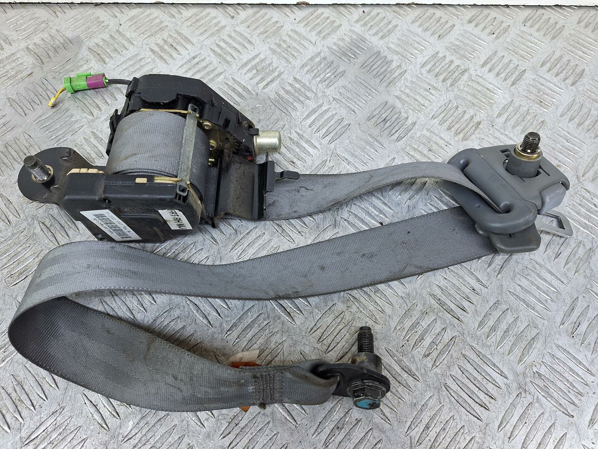 Ремень безопасности передний правый Chevrolet Aveo T200 2005