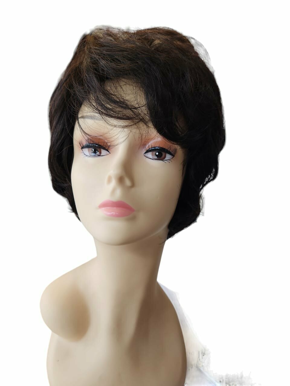 Флора" Объемная стрижка, волосы немного заваливаются, цвет Коричневый, парик от бренда "Vip-Parik