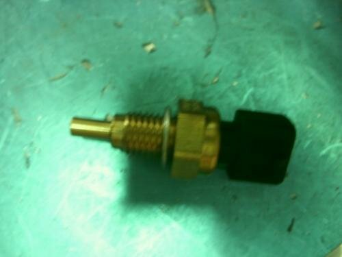 Датчик температурный(дервейс)узкий pin Geely 1066001348 Geely: 1066001348