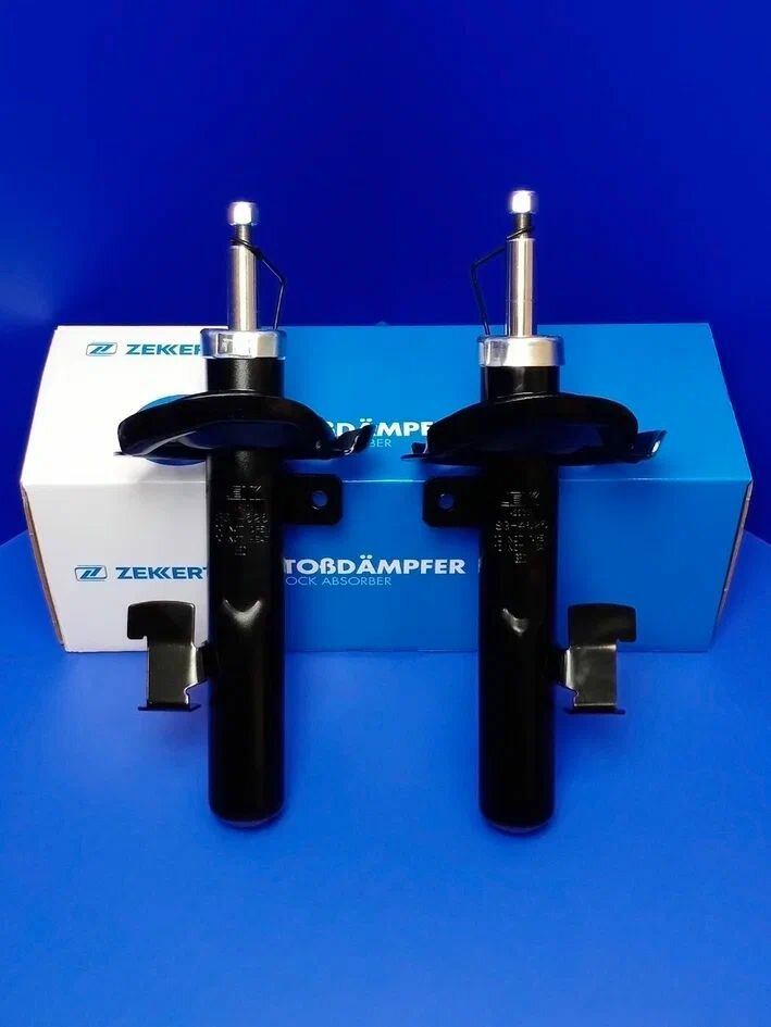 Пара передних амортизаторов Zekkert Германия на Mazda 3 2003-2012гг. Стойка, амортизатор Мазда 3