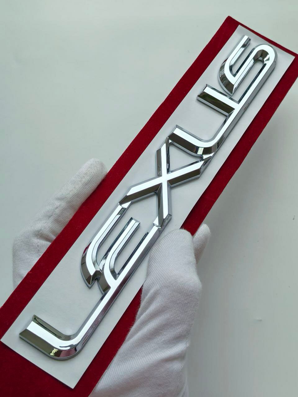 Надпись Lexus на багажник 200мм, эмблема для Лексус 1шт.