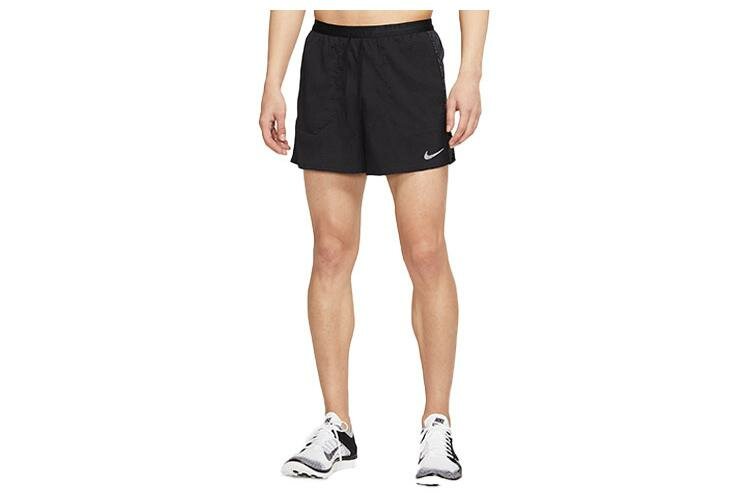 Шорты спортивные Nike Sportswear