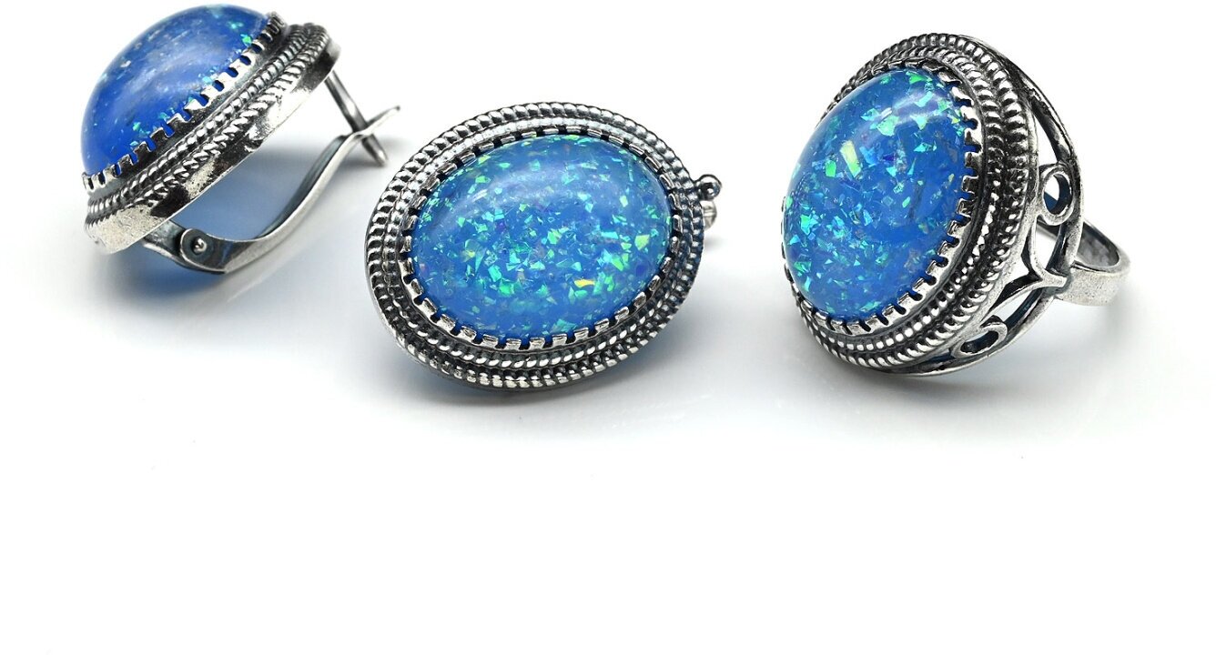 Комплект бижутерии: серьги, кольцо, опал