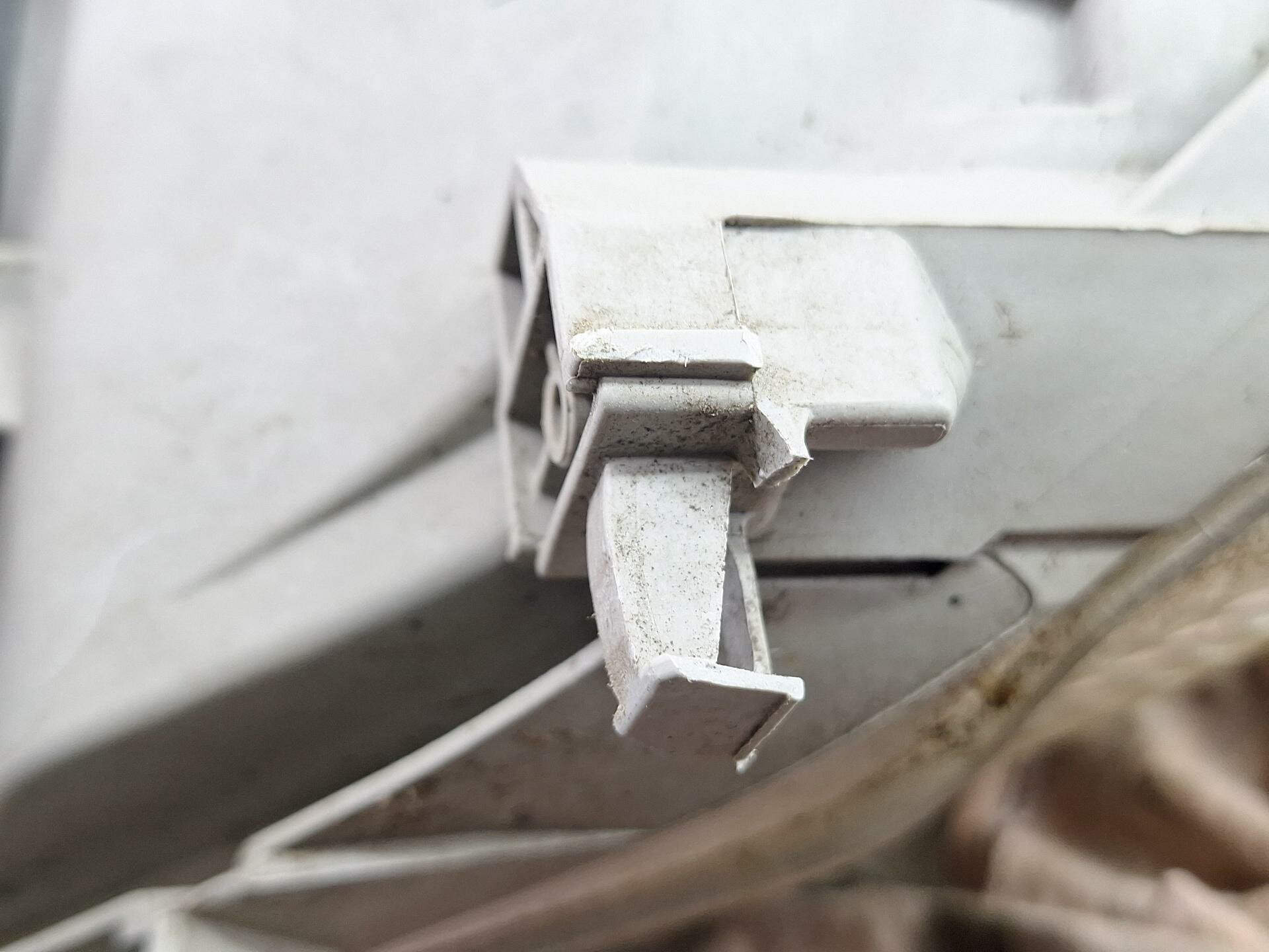 Фара левая Mercedes-Benz A W168 рест. 2004 1688201761