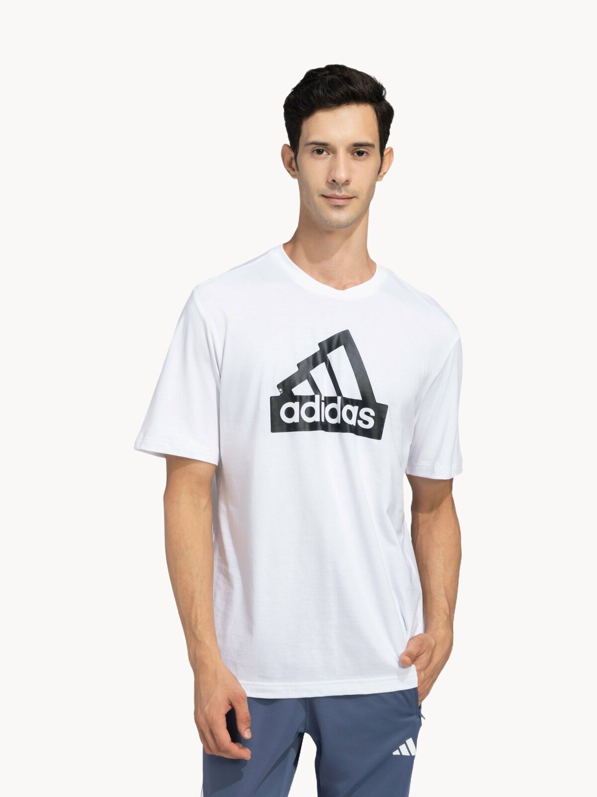 Футболка Modern Essentials