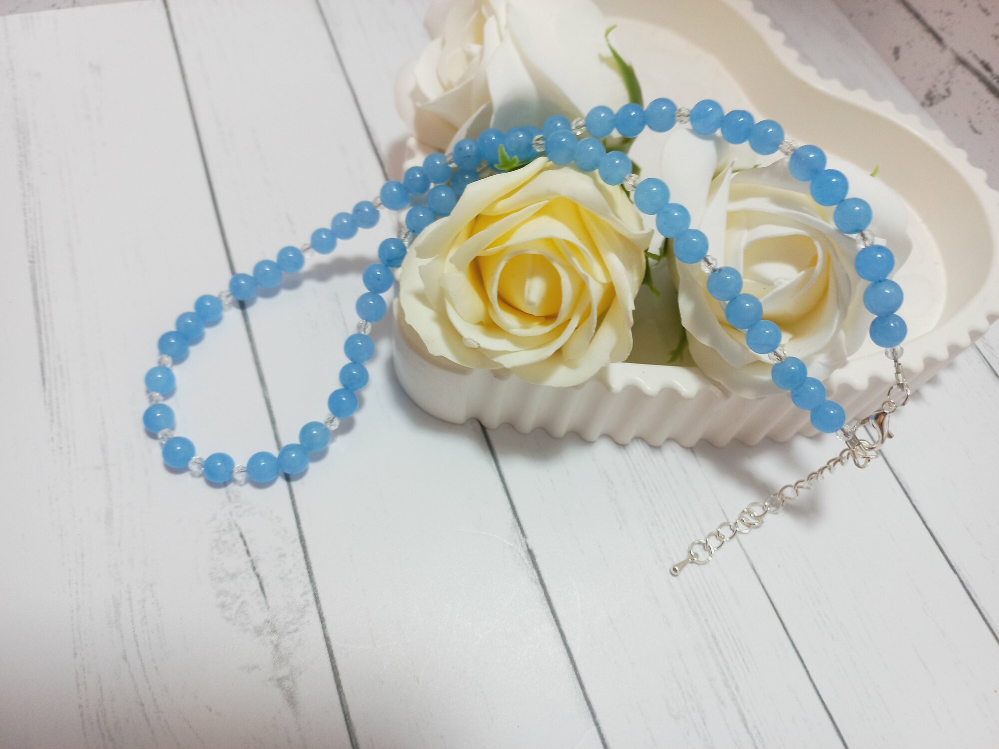 Бусы, горный хрусталь