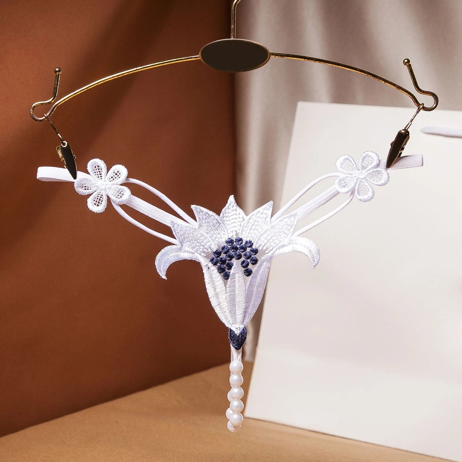 Женские экзотические трусики с вырезами, нижнее белье, эротическое белье, жемчужный шар, сексуальные стринги, Т-образные трусики, женские трусики с низкой посадкой и Т-образной спинкой White